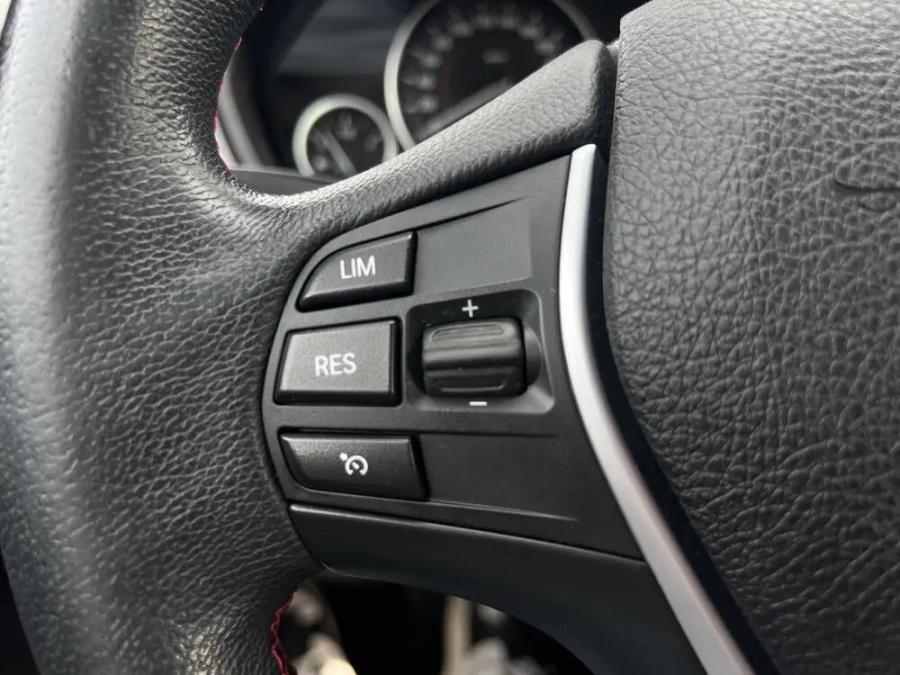 BMW 318 2019 in Riga, with an engine capacity of 1.50 L and mileage of 231 thousand km for 10550 €, photo 25 on AUTOMOTO.COM.LV