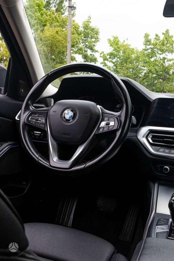 BMW 318 2020 in Panevezys, with an engine capacity of 2.00 L and mileage of 180 thousand km for 17000 €, photo 6 on AUTOMOTO.COM.LV