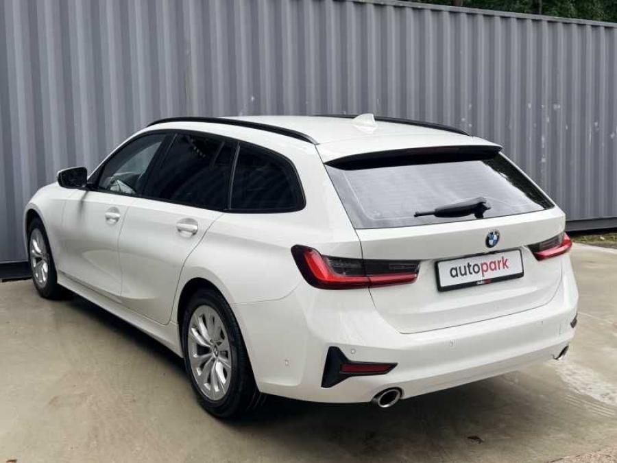 BMW 318 2021 in Vilnius, with an engine capacity of 2.00 L and mileage of 112 thousand km for 15900 €, photo 6 on AUTOMOTO.COM.LV