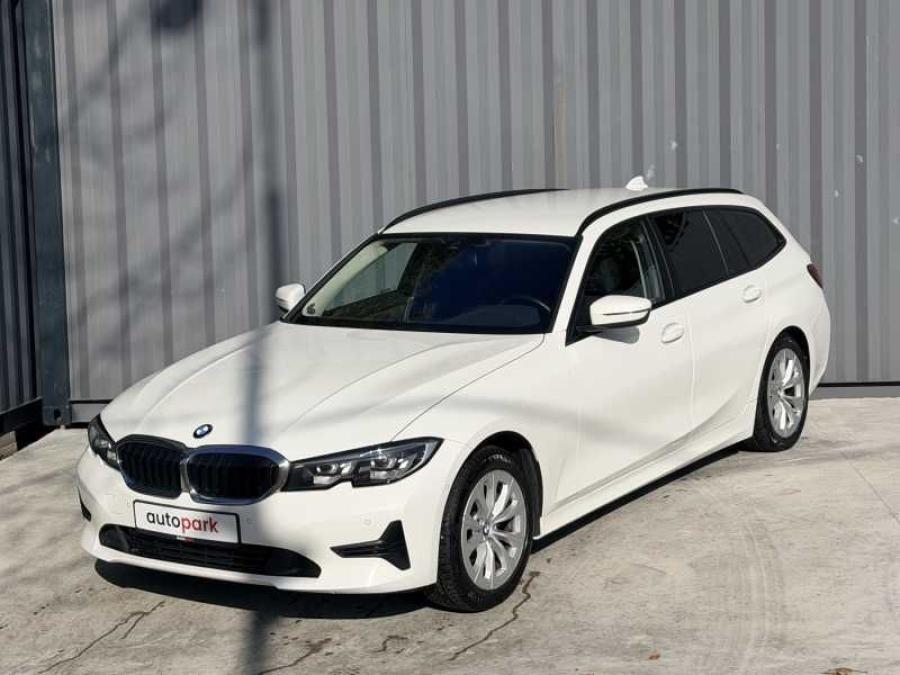 BMW 318 2021 in Vilnius, with an engine capacity of 2.00 L and mileage of 109 thousand km for 17800 €, photo 1 on AUTOMOTO.COM.LV