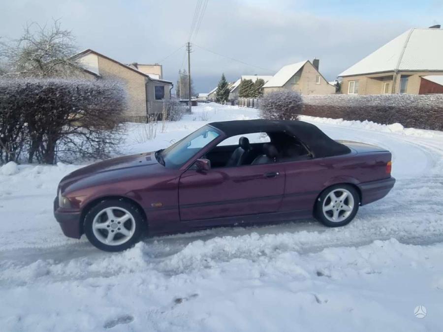 Violets BMW 318 1994 Kretinga, ar dzinēja tilpumu 1.80 L un nobraukumu 240 tūkst. km par 2600 €, foto 8 vietnē AUTOMOTO.COM.LV