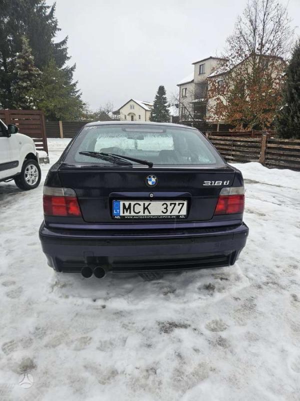 Violets BMW 318 1997 Kauņa, ar dzinēja tilpumu 1.80 L un nobraukumu 367 tūkst. km par 2500 €, foto 4 vietnē AUTOMOTO.COM.LV