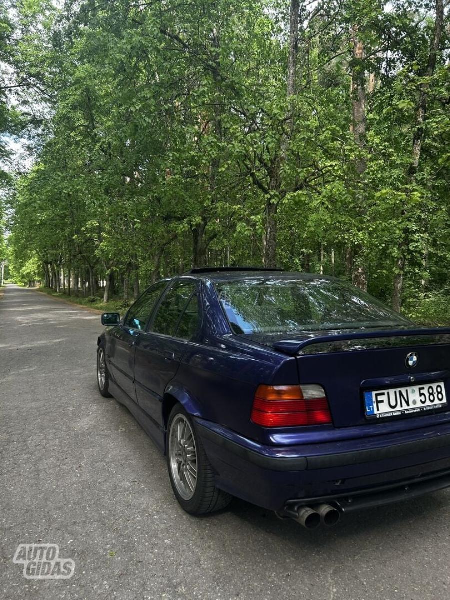 Фиолетовый БМВ 318 1994 в Паневежис, объемом двигателя 1.80 л и пробегом 357 тыс. км за 2600 €, фото 11 на AUTOMOTO.COM.LV