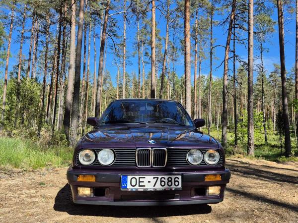 Violets BMW 318 1994 Rīga, ar dzinēja tilpumu 1.80 L un nobraukumu 205 tūkst. km par 9500 €, foto 4 vietnē AUTOMOTO.COM.LV