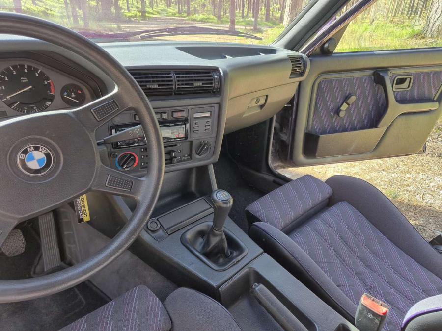 Фиолетовый БМВ 318 1994 в Рига, объемом двигателя 1.80 л и пробегом 205 тыс. км за 9500 €, фото 18 на AUTOMOTO.COM.LV