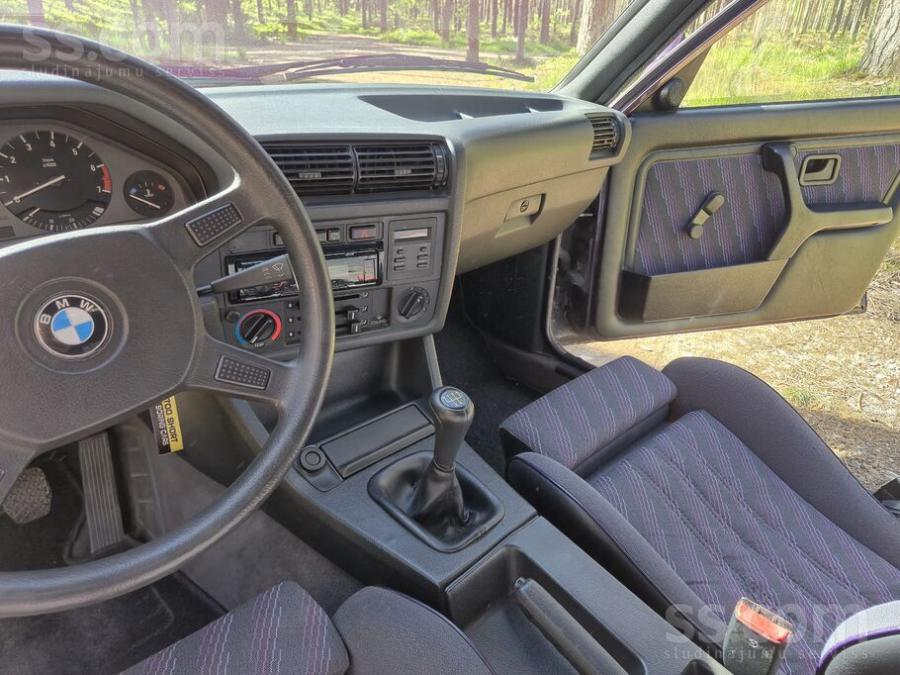 Фиолетовый БМВ 318 1994 в Рига, объемом двигателя 1.80 л и пробегом 205 тыс. км за 8700 €, фото 13 на AUTOMOTO.COM.LV