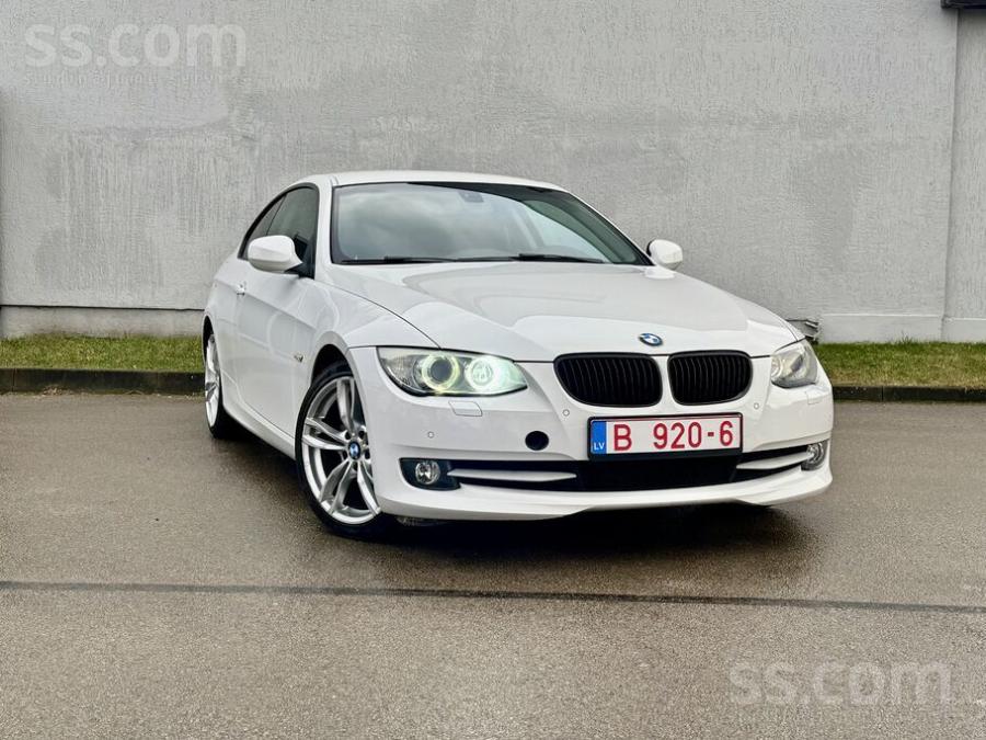 White BMW 318 2011 in Jelgava, with an engine capacity of 2.00 L and mileage of 0 thousand km for 8550 €, photo 2 on AUTOMOTO.COM.LV