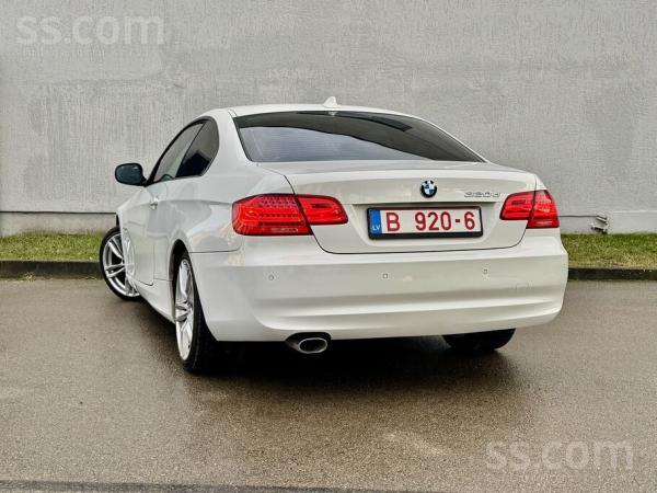 White BMW 318 2011 in Jelgava, with an engine capacity of 2.00 L and mileage of 0 thousand km for 8550 €, photo 7 on AUTOMOTO.COM.LV