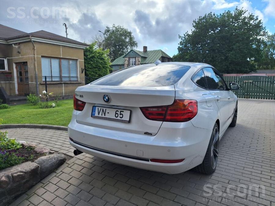 White BMW 318 2013 in Liepaja, with an engine capacity of 2.00 L and mileage of 282 thousand km for 10000 €, photo 6 on AUTOMOTO.COM.LV