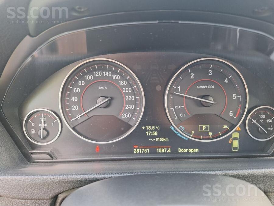 White BMW 318 2013 in Liepaja, with an engine capacity of 2.00 L and mileage of 282 thousand km for 10000 €, photo 10 on AUTOMOTO.COM.LV