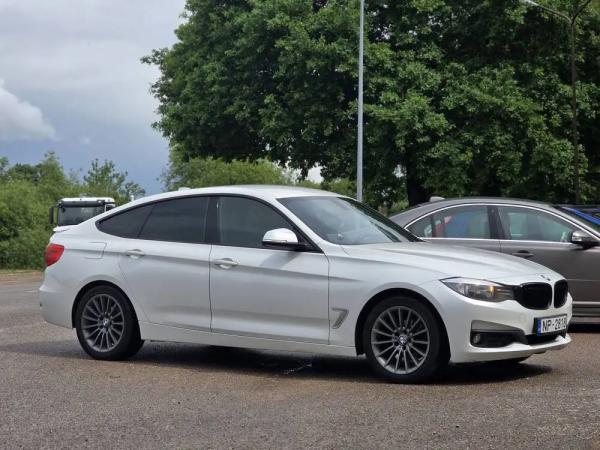 Balts BMW 318 2013 Grobiņa, ar dzinēja tilpumu 2.00 L un nobraukumu 355 tūkst. km par 8990 €, foto 4 vietnē AUTOMOTO.COM.LV