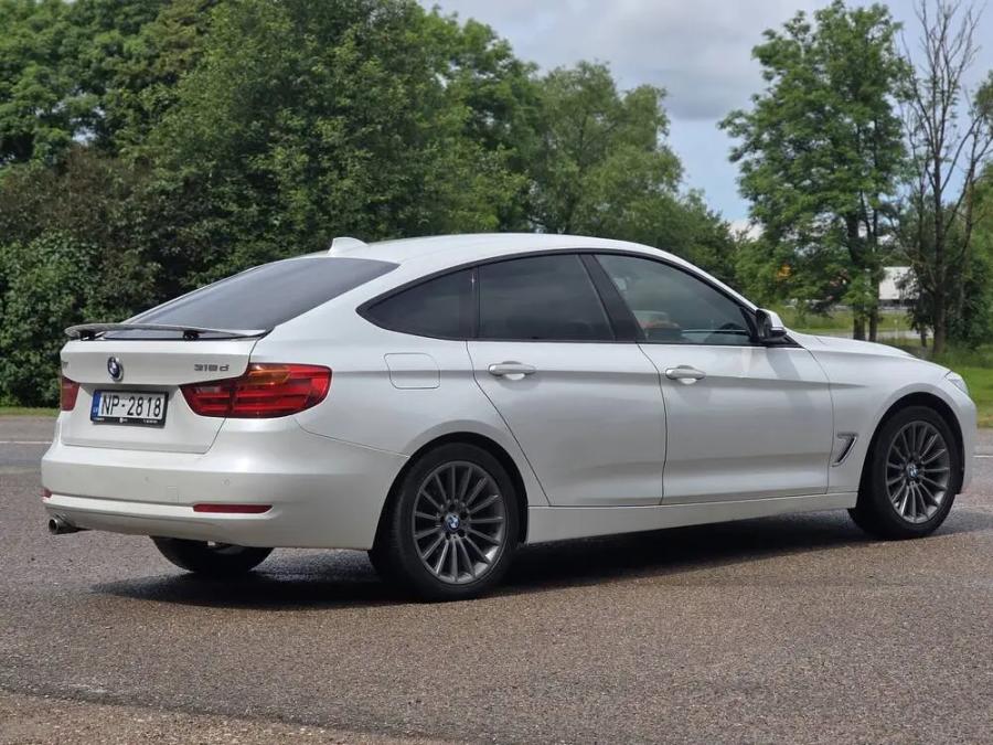 Balts BMW 318 2013 Grobiņa, ar dzinēja tilpumu 2.00 L un nobraukumu 355 tūkst. km par 8990 €, foto 7 vietnē AUTOMOTO.COM.LV