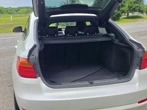 Balts BMW 318 2013 Grobiņa, ar dzinēja tilpumu 2.00 L un nobraukumu 355 tūkst. km par 8990 €, foto 19 vietnē AUTOMOTO.COM.LV