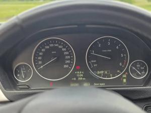 Balts BMW 318 2013 Grobiņa, ar dzinēja tilpumu 2.00 L un nobraukumu 355 tūkst. km par 8990 €, foto 21 vietnē AUTOMOTO.COM.LV