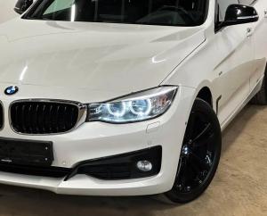 White BMW 318 2013 in Jurmala, with an engine capacity of 2.00 L and mileage of 295 thousand km for 12450 €, photo 3 on AUTOMOTO.COM.LV