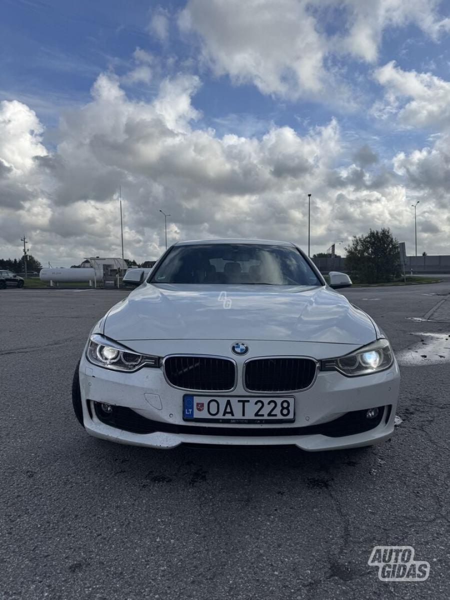 Balts BMW 318 2014 Klaipėda, ar dzinēja tilpumu 2.00 L un nobraukumu 435 tūkst. km par 5200 €, foto 3 vietnē AUTOMOTO.COM.LV