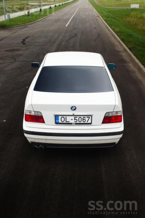 Balts BMW 318 1995 Liepāja, ar dzinēja tilpumu 3.00 L un nobraukumu 305 tūkst. km par 5000 €, foto 5 vietnē AUTOMOTO.COM.LV
