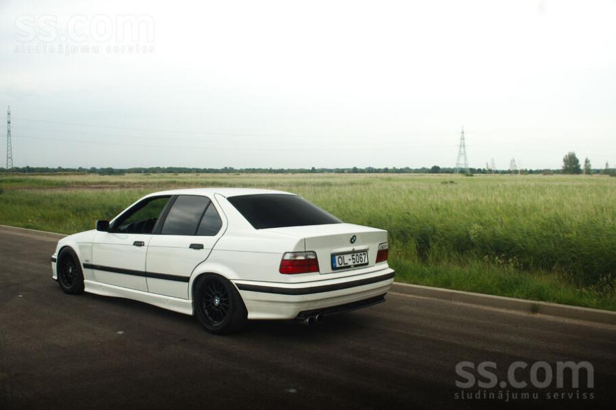 Balts BMW 318 1995 Liepāja, ar dzinēja tilpumu 3.00 L un nobraukumu 305 tūkst. km par 5000 €, foto 6 vietnē AUTOMOTO.COM.LV