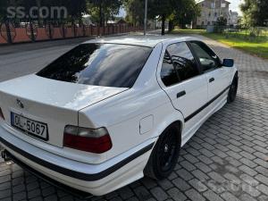 White BMW 318 1995 in Liepaja, with an engine capacity of 3.00 L and mileage of 305 thousand km for 6200 €, photo 7 on AUTOMOTO.COM.LV