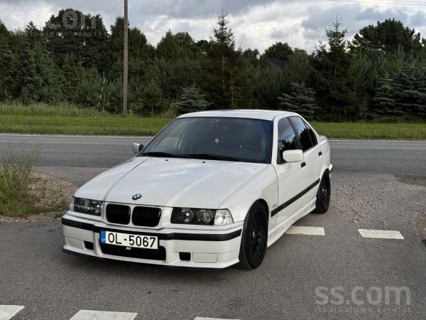 Balts BMW 318 1995 Liepāja, ar dzinēja tilpumu 3.00 L un nobraukumu 305 tūkst. km par 6200 €, foto 9 vietnē AUTOMOTO.COM.LV