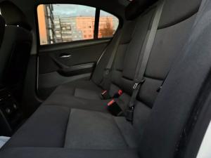 White BMW 318 2007 in Riga, with an engine capacity of 2.00 L and mileage of 367 thousand km for 4490 €, photo 14 on AUTOMOTO.COM.LV