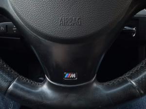 White BMW 318 2007 in Riga, with an engine capacity of 2.00 L and mileage of 367 thousand km for 4490 €, photo 15 on AUTOMOTO.COM.LV