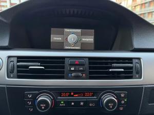 White BMW 318 2007 in Riga, with an engine capacity of 2.00 L and mileage of 367 thousand km for 4490 €, photo 22 on AUTOMOTO.COM.LV