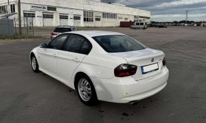 Balts BMW 318 2008 Panevēža, ar dzinēja tilpumu 2.00 L un nobraukumu 265 tūkst. km par 1350 €, foto 4 vietnē AUTOMOTO.COM.LV