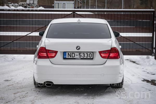 White BMW 318 2009 in Riga, with an engine capacity of 2.00 L and mileage of 0 thousand km for 6850 €, photo 5 on AUTOMOTO.COM.LV