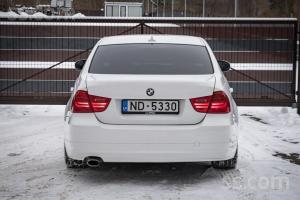 White BMW 318 2009 in Riga, with an engine capacity of 2.00 L and mileage of 0 thousand km for 6850 €, photo 5 on AUTOMOTO.COM.LV