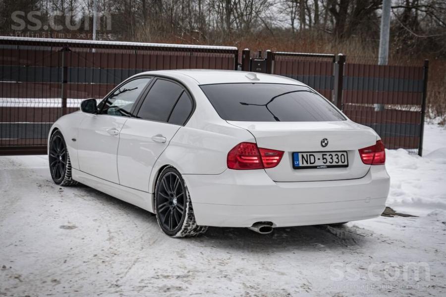 White BMW 318 2009 in Riga, with an engine capacity of 2.00 L and mileage of 0 thousand km for 6850 €, photo 6 on AUTOMOTO.COM.LV
