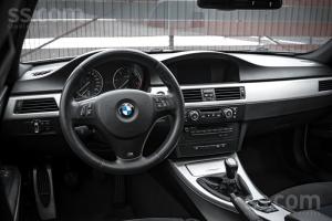 White BMW 318 2009 in Riga, with an engine capacity of 2.00 L and mileage of 0 thousand km for 6850 €, photo 17 on AUTOMOTO.COM.LV