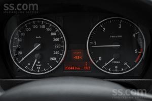 White BMW 318 2009 in Riga, with an engine capacity of 2.00 L and mileage of 0 thousand km for 6850 €, photo 18 on AUTOMOTO.COM.LV
