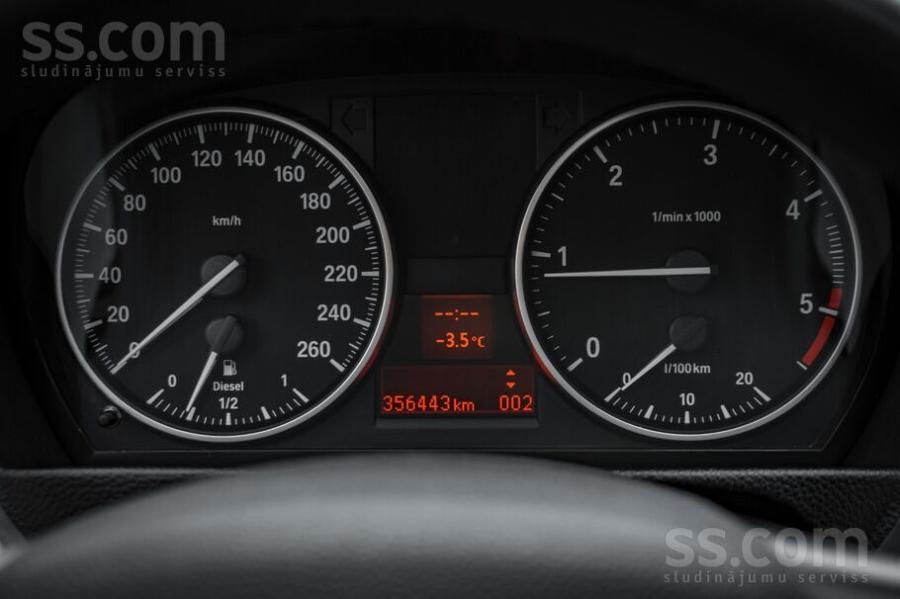 White BMW 318 2009 in Riga, with an engine capacity of 2.00 L and mileage of 0 thousand km for 6850 €, photo 18 on AUTOMOTO.COM.LV