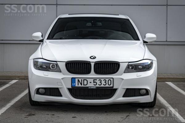 White BMW 318 2009 in Riga, with an engine capacity of 2.00 L and mileage of 356 thousand km for 5995 €, photo 2 on AUTOMOTO.COM.LV