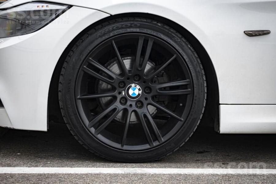 Balts BMW 318 2009 Rīga, ar dzinēja tilpumu 2.00 L un nobraukumu 356 tūkst. km par 5650 €, foto 8 vietnē AUTOMOTO.COM.LV