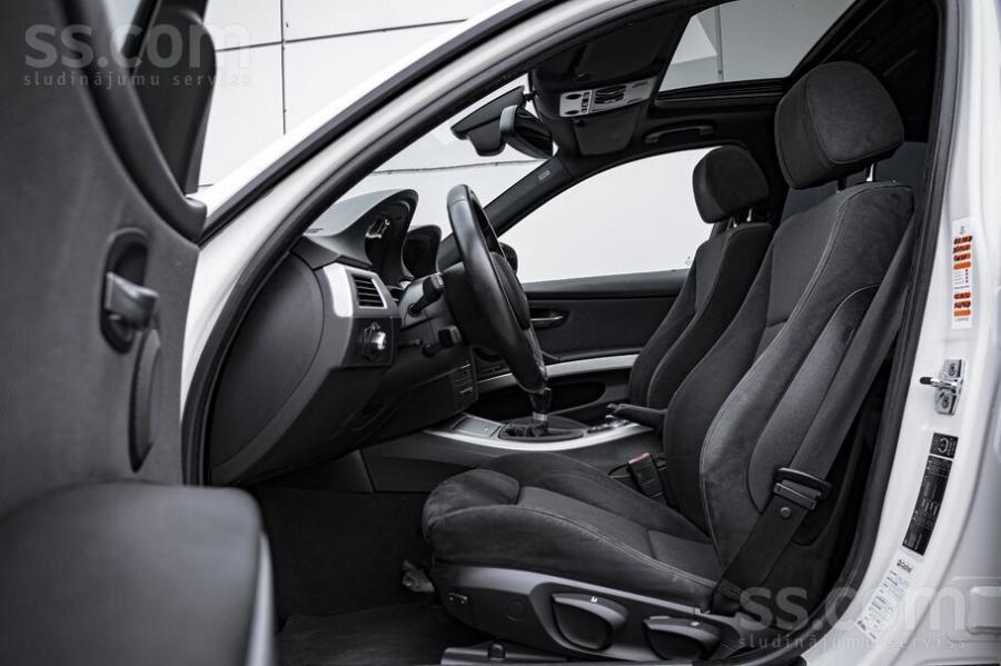 Balts BMW 318 2009 Rīga, ar dzinēja tilpumu 2.00 L un nobraukumu 356 tūkst. km par 5650 €, foto 9 vietnē AUTOMOTO.COM.LV