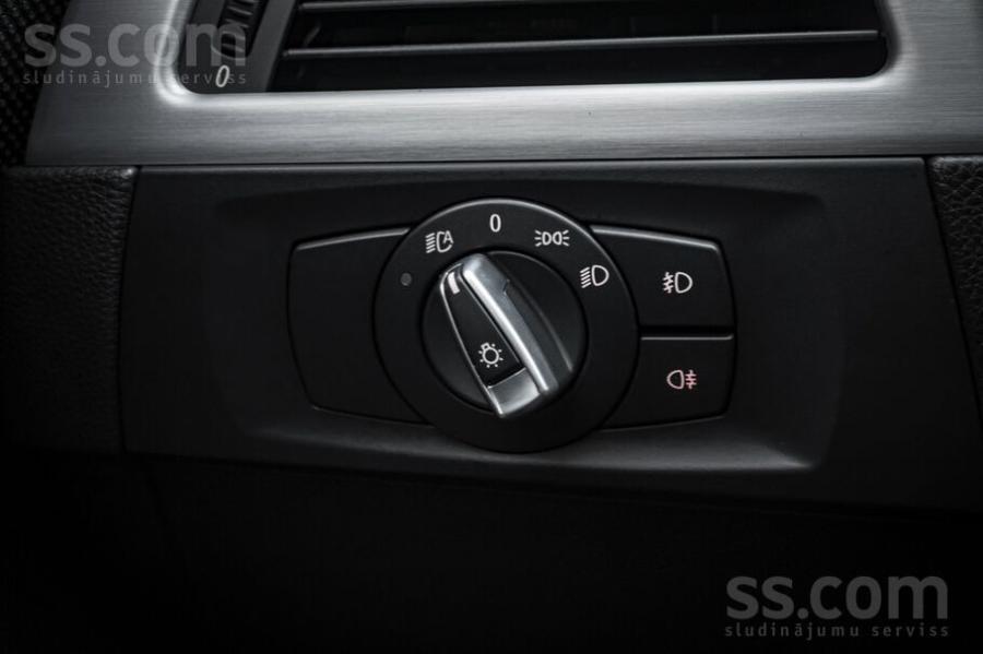 Balts BMW 318 2009 Rīga, ar dzinēja tilpumu 2.00 L un nobraukumu 356 tūkst. km par 5650 €, foto 16 vietnē AUTOMOTO.COM.LV