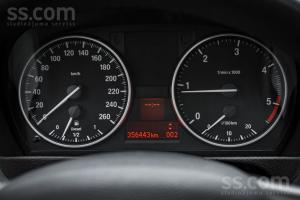 Balts BMW 318 2009 Rīga, ar dzinēja tilpumu 2.00 L un nobraukumu 356 tūkst. km par 5650 €, foto 18 vietnē AUTOMOTO.COM.LV