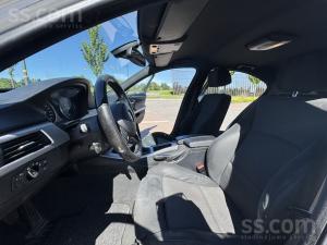 White BMW 318 2009 in Riga, with an engine capacity of 2.00 L and mileage of 332 thousand km for 4999 €, photo 5 on AUTOMOTO.COM.LV