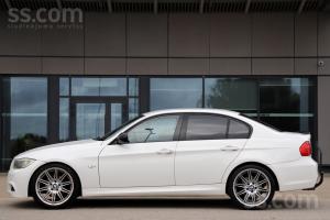 White BMW 318 2009 in Tukums, with an engine capacity of 2.00 L and mileage of 320 thousand km for 4990 €, photo 3 on AUTOMOTO.COM.LV