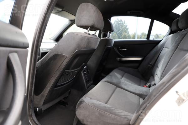 Balts BMW 318 2009 Tukums, ar dzinēja tilpumu 2.00 L un nobraukumu 320 tūkst. km par 4990 €, foto 10 vietnē AUTOMOTO.COM.LV