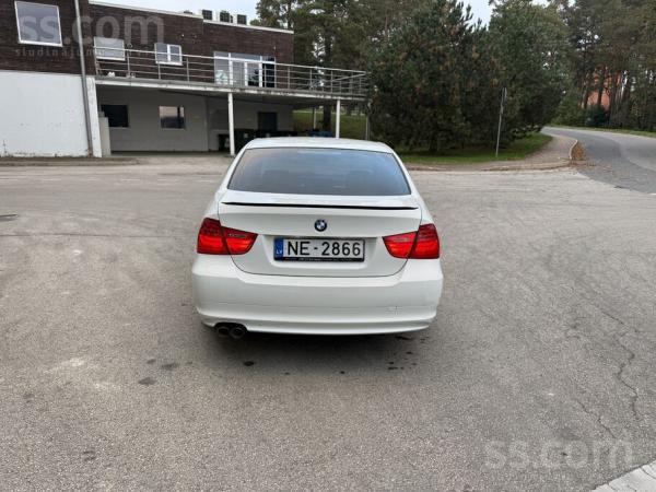 БМВ 318 2010 в Огре на AUTOMOTO.COM.LV Белый БМВ 318 2010 в Огре, объемом двигателя 2.00 л и пробегом 0 тыс. км за 3950 €, фото 6 на AUTOMOTO.COM.LV