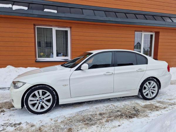 Balts BMW 318 2011 Ukmergė, ar dzinēja tilpumu 2.00 L un nobraukumu 203 tūkst. km par 4490 €, foto 7 vietnē AUTOMOTO.COM.LV