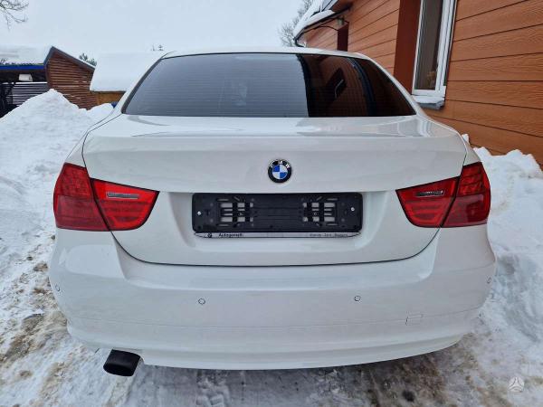 Balts BMW 318 2011 Ukmergė, ar dzinēja tilpumu 2.00 L un nobraukumu 203 tūkst. km par 4490 €, foto 9 vietnē AUTOMOTO.COM.LV