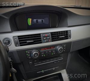 White BMW 318 2011 in Jelgava, with an engine capacity of 2.00 L and mileage of 376 thousand km for 4680 €, photo 10 on AUTOMOTO.COM.LV