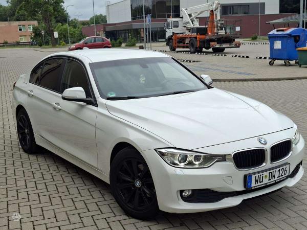 Balts BMW 318 2012 Šilutė, ar dzinēja tilpumu 1.80 L un nobraukumu 200 tūkst. km par 6800 €, foto 4 vietnē AUTOMOTO.COM.LV
