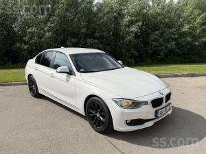 White BMW 318 2012 in Riga, with an engine capacity of 2.00 L and mileage of 200 thousand km for 7600 €, photo 5 on AUTOMOTO.COM.LV