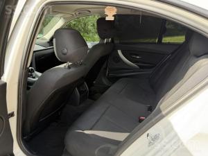 White BMW 318 2012 in Riga, with an engine capacity of 2.00 L and mileage of 200 thousand km for 7600 €, photo 10 on AUTOMOTO.COM.LV