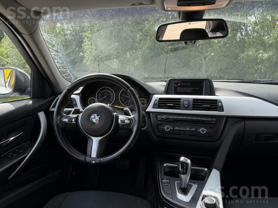 White BMW 318 2012 in Riga, with an engine capacity of 2.00 L and mileage of 200 thousand km for 7600 €, photo 11 on AUTOMOTO.COM.LV
